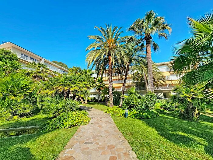 Appartement 3 pièces à vendre - Cannes, Californie Pezou