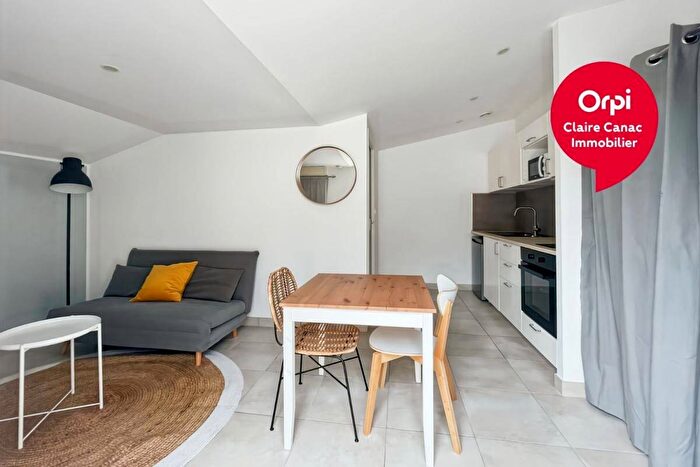 Appartement à louer - Lameilhe Est-Le Siala, Castres - 1 pièce