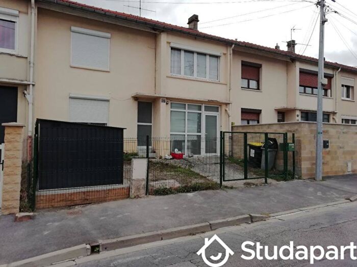 Chemin Vert-Europe, Reims - Appartement 1 pièce à louer