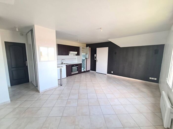 Appartement à louer - Villejust - 1 pièce