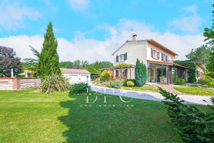 Maison à vendre - Labastide-Saint-Sernin - 9 pièces - 4 chambres