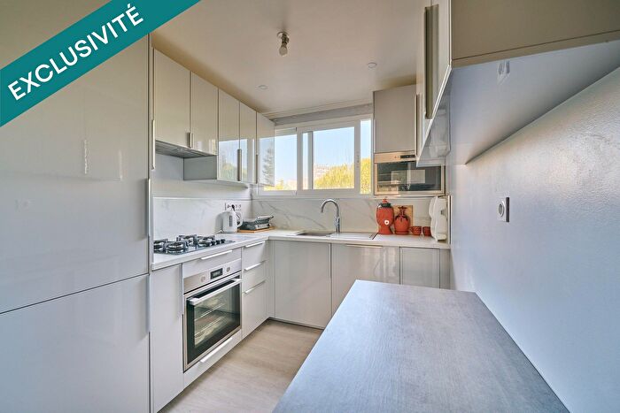 Appartement à vendre - Asnières-sur-Seine, Gresillons, Voltaire - 4 pièces - 3 chambres