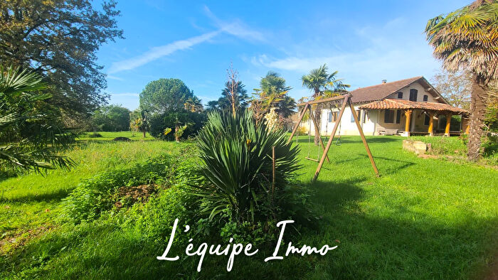 Maison à vendre - Eauze - 4 pièces - 3 chambres