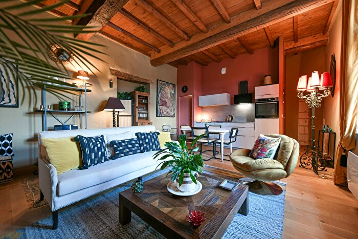 Appartement à vendre - Uzès - 1 chambre