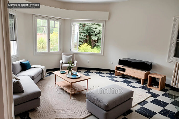 Maison à vendre - Cagnes-sur-Mer, La Gare, Les Plans, Hippodrome - 5 pièces - 3 chambres