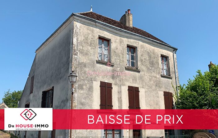 Maison à vendre - La Chapelle-Souëf - 8 pièces - 4 chambres