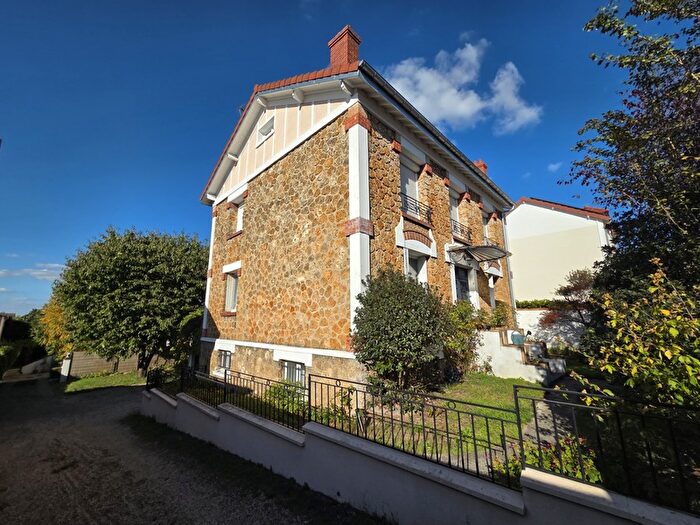 Maison à vendre - Montesson, Centre-ville - 7 pièces - 4 chambres