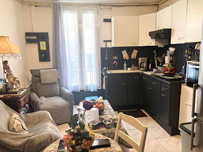 Appartement à vendre - Sète, Centre-ville - 2 pièces - 1 chambre