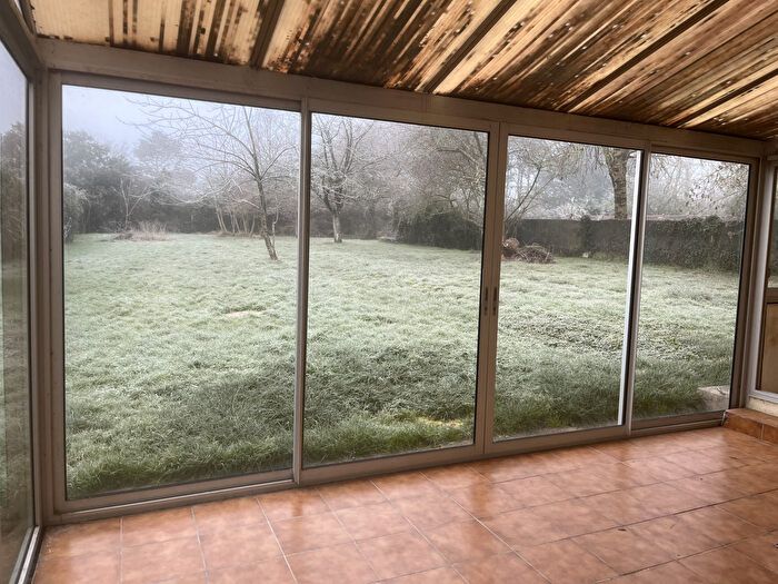 Maison à vendre - La Chapelle-Achard - 5 pièces - 3 chambres