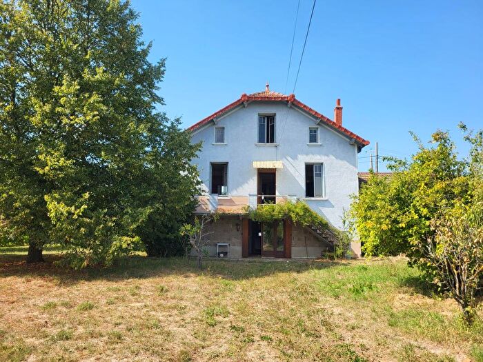 Maison à vendre - Rozier-en-Donzy - 6 pièces - 4 chambres