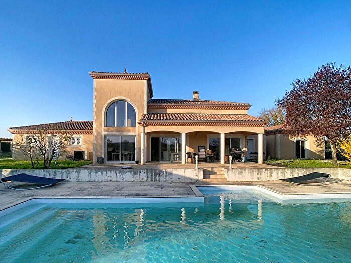 Maison à vendre - Ordan-Larroque - 6 pièces - 4 chambres