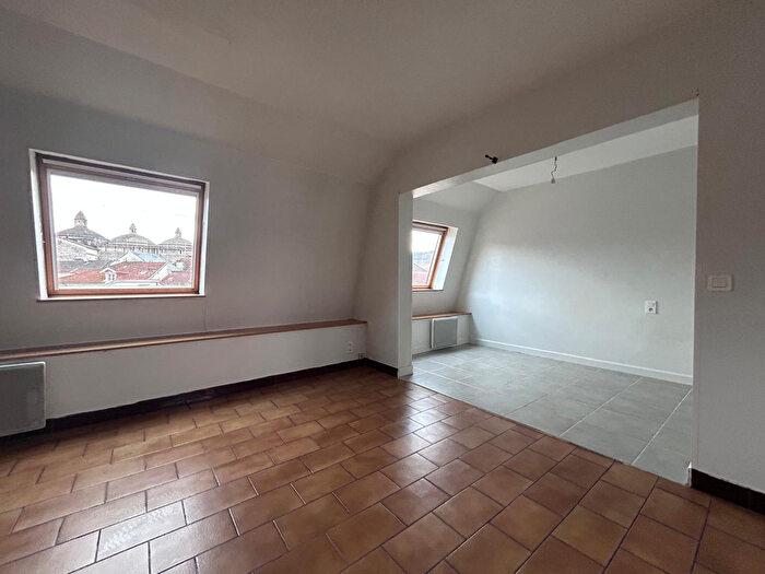 Appartement à louer - Souillac - 1 pièce - 1 chambre