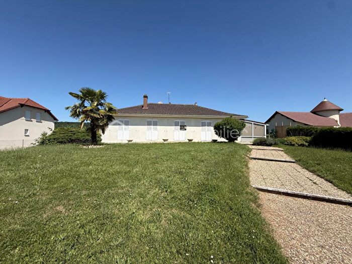 Maison 8 pièces à Volmerange-lès-Boulay, à vendre