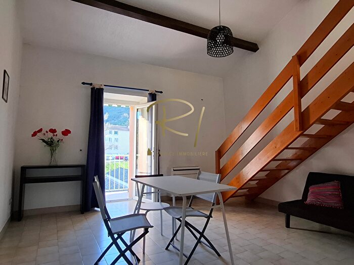 Appartement à vendre - Les Vans - 3 pièces - 2 chambres