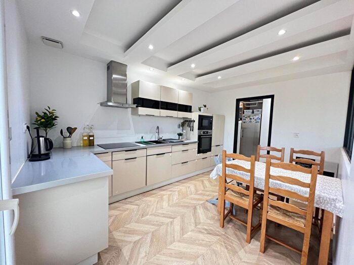 Maison à vendre - Saint-Macaire-en-Mauges - 5 pièces - 3 chambres