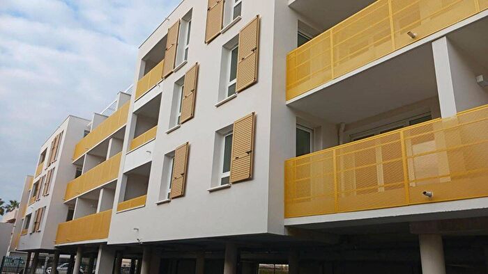 Appartement à louer - La Petite Vitesse, Port-Saint-Louis-du-Rhône - 3 pièces - 2 chambres