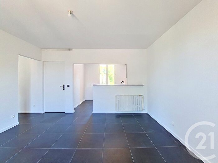 Appartement 2 pièces à Barbizon, à vendre