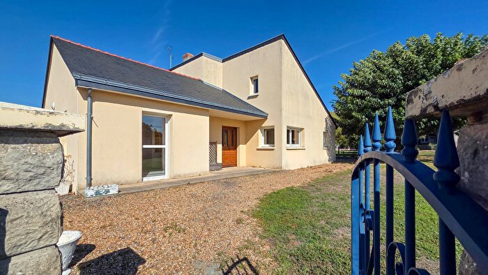 Longué, Longué-Jumelles : Maison 4 pièces à vendre