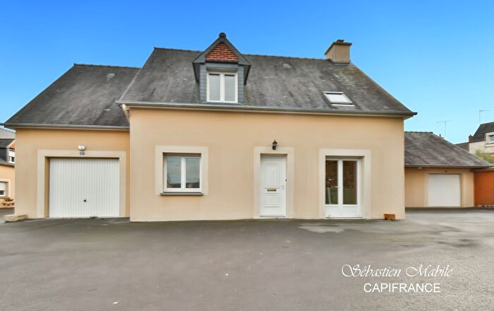 Maison à vendre - Pontorson - 5 pièces - 4 chambres