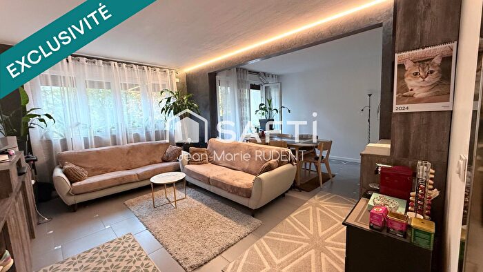 Appartement à vendre - Chilly-Mazarin, Nord - 4 pièces - 2 chambres