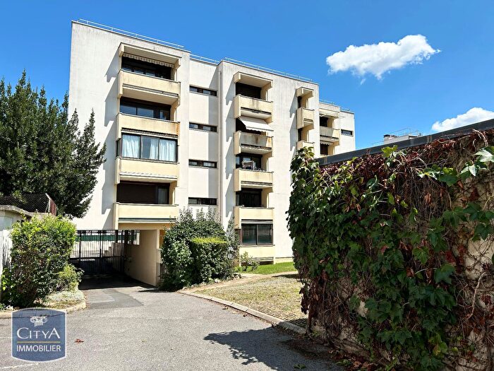 Appartement à vendre - Meaux, Saint-Nicolas, Foch - 4 pièces - 2 chambres