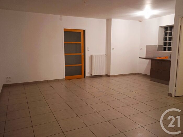 Maison à louer - Domalain - 3 pièces - 2 chambres