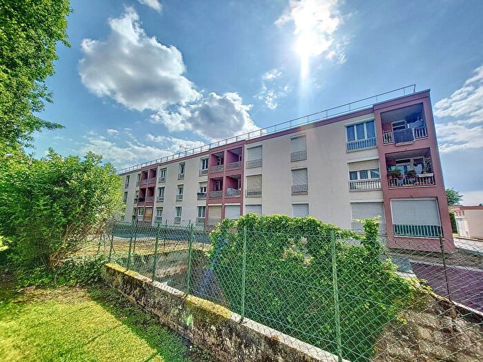 Appartement à louer - Roissy-en-Brie, Ascott, Verger, Avenir - 3 pièces - 2 chambres