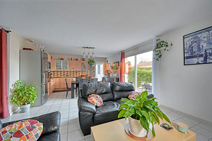 Maison à vendre - Aimargues - 5 pièces - 4 chambres