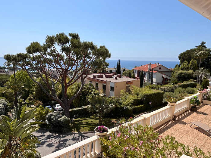 Appartement 5 pièces à vendre - Cannes, Croix des Gardes