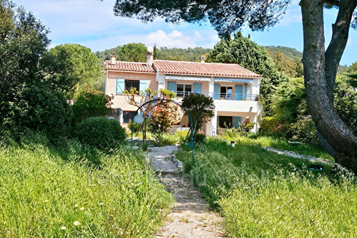 Maison à vendre - Le Val - 5 pièces - 4 chambres