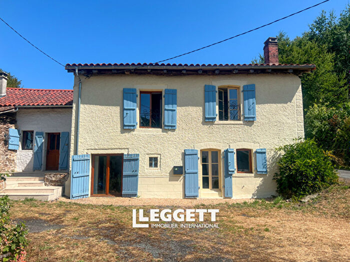 Saint-Mathieu : Maison 9 pièces à vendre