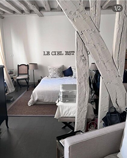 Appartement à louer - Saint Germain des Prés, Paris ème arrondissement - 1 pièce