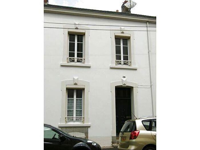 Maison 6 pièces à Pentagone, La Roche-sur-Yon, à louer