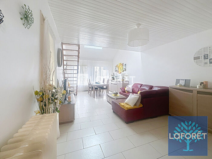 Maison à vendre - Vigneux-sur-Seine, Gabriel Péri, Ecoles - 6 pièces - 4 chambres