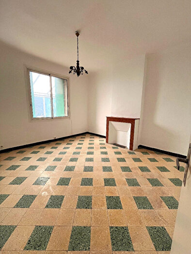 Maison à vendre - Rougiers - 5 pièces - 2 chambres