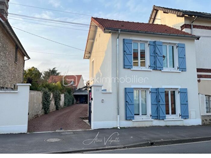 Maison à vendre - Saint-Germain-sur-Morin - 6 pièces - 4 chambres