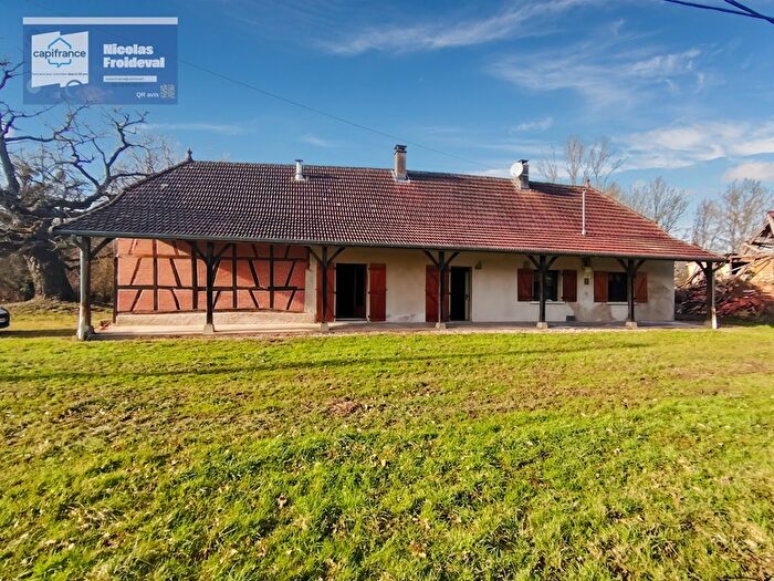 Savigny-sur-Seille : Maison 4 pièces à vendre
