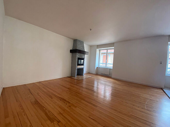 Appartement à louer - Ornans - 5 pièces - 4 chambres