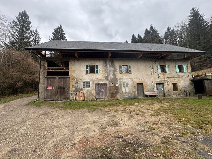 Maison à vendre - Thusy - 2 pièces - 1 chambre