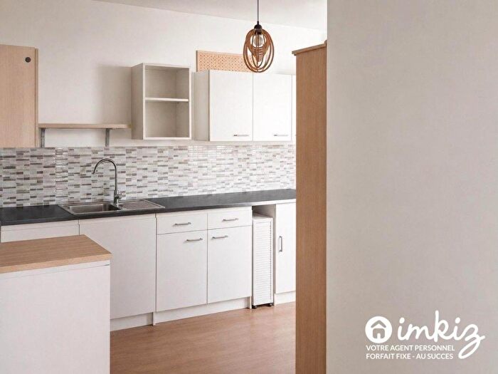 Vénissieux, Léo Lagrange, Louis Pergaud : Appartement 5 pièces à vendre