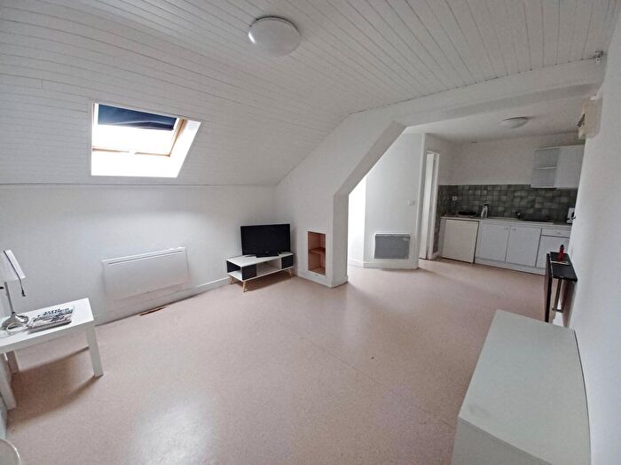 Appartement à louer - Aurillac - 1 pièce