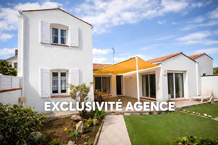 Maison à vendre - Saint-Jean-de-Monts, Centre-ville, Vasais - 6 pièces - 4 chambres