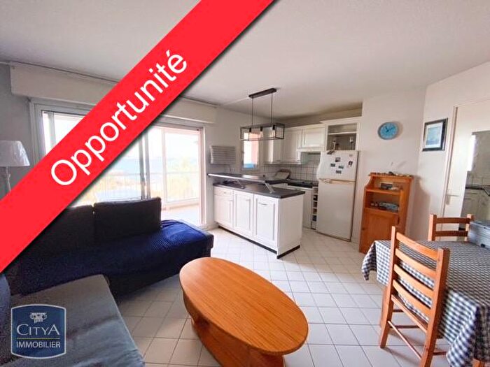 Appartement à vendre - Six-Fours-les-Plages, Font de Fillol, Rayolet, Le Brusc - 3 pièces - 2 chambres