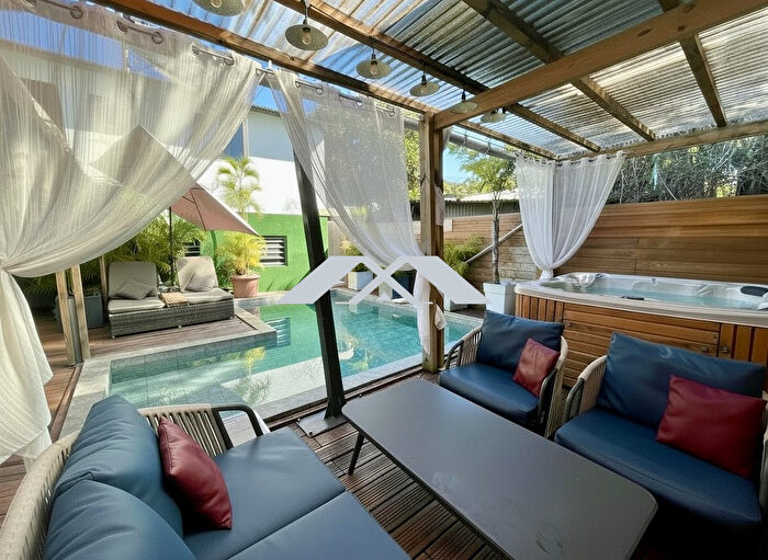 Maison 5 pièces à vendre - Saint-Louis, La Rivière, Ouaki