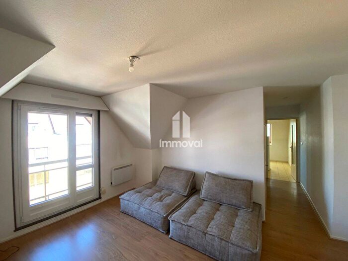 Neudorf Est Centre, Strasbourg : Appartement 2 pièces à louer