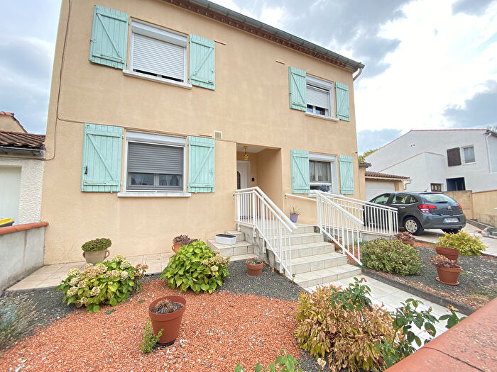 Maison à vendre - Limoux - 6 pièces - 5 chambres