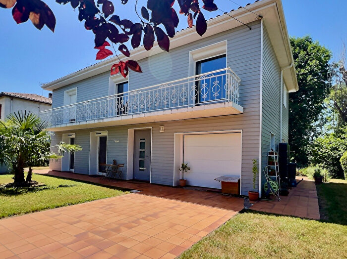 Villeneuve-sur-Lot, Saint-Etienne : Maison 5 pièces à vendre
