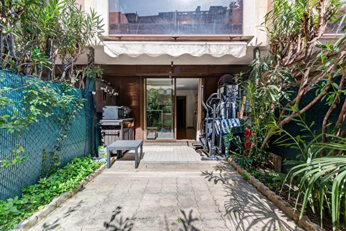 Appartement à vendre - Nice, Carré dor - 1 pièce