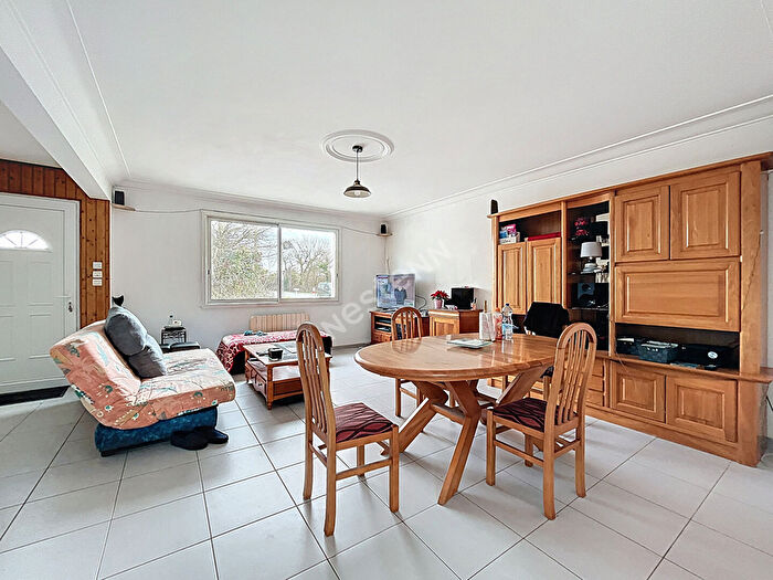 Maison à vendre - Montaigu - 5 pièces - 3 chambres