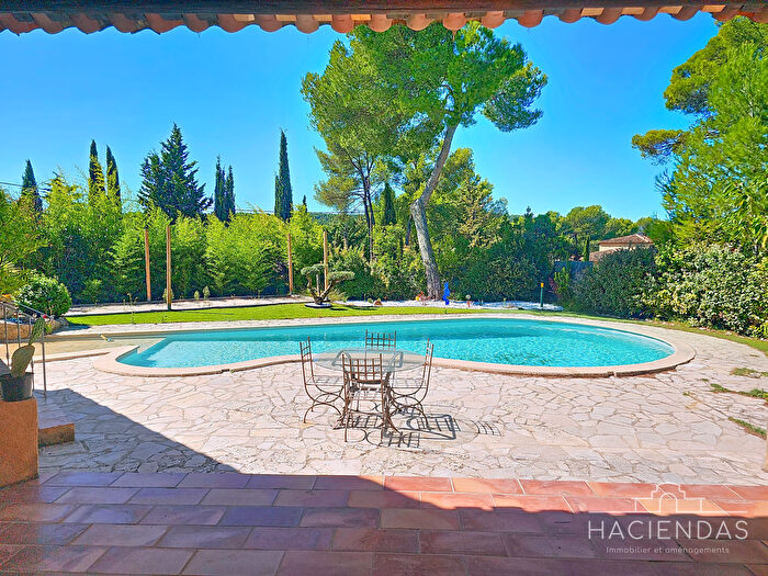 Maison à vendre - Ventabren - 5 pièces - 3 chambres